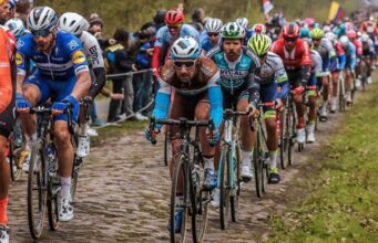 Domingo de misa, domingo de Paris Roubaix - La Bolsa del Corredor